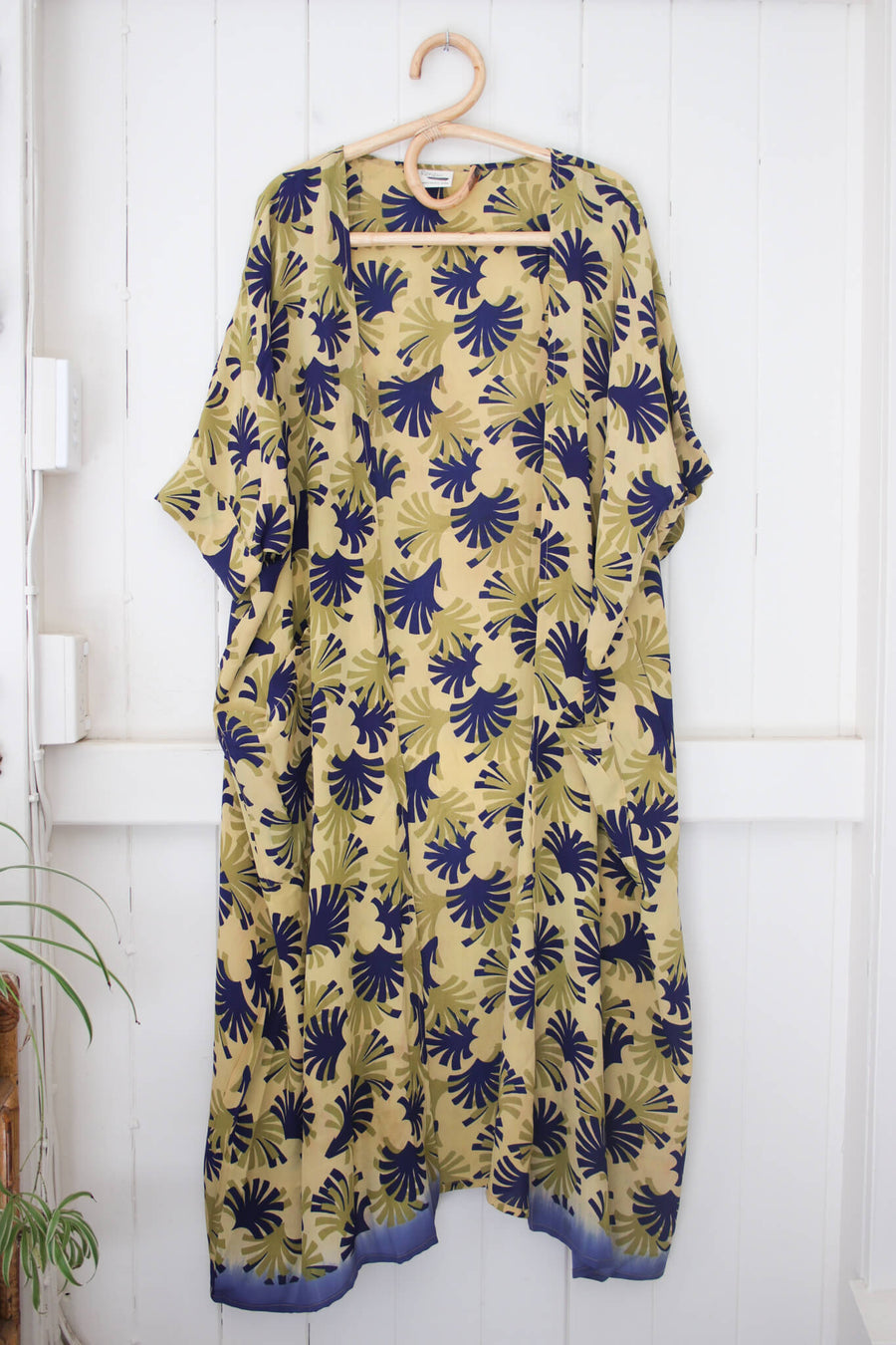 Flow Robes Recycled Silk – Renew Vintage